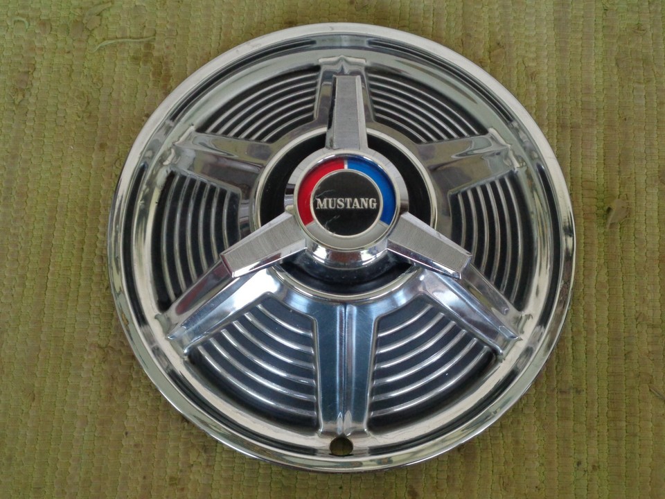1965 Ford Mustang Spinner Hubcaps 13" Set of 4 Wheel Covers 65 Hub Caps ...