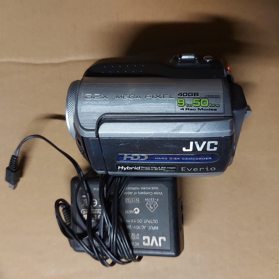 JVC Everio GZ-MG175EK Handheld High Definition 40 GB HDD Camcorder ...