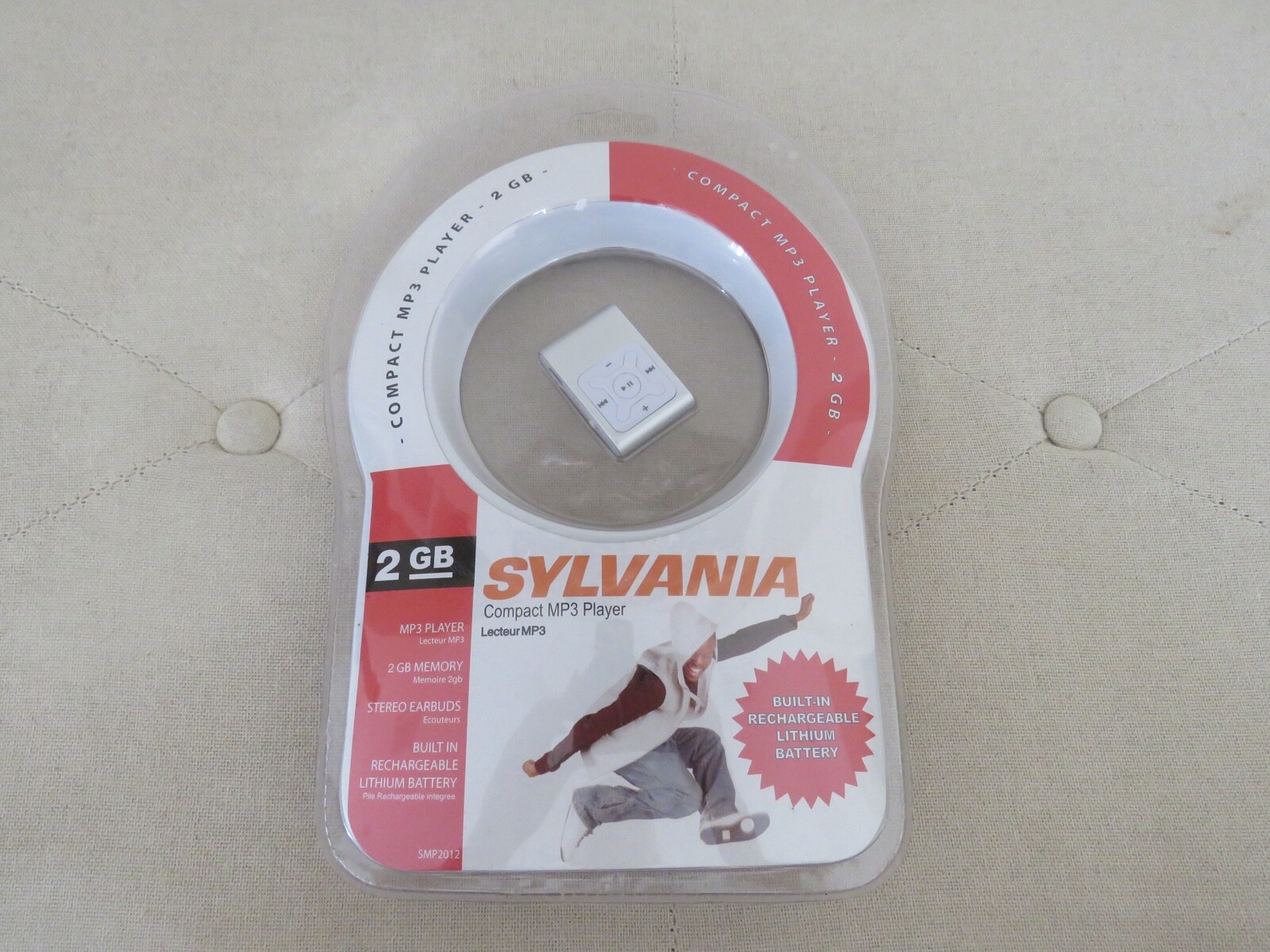 Sylvania SMP2012 2GB Compact MP3 Player Silver New Sealed | eBay