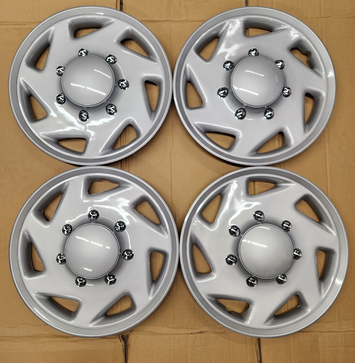 SET OF 4 1997-16 QUALITY REPLACEMENT FORD VAN HUBCAP ECONOLINE 16 INCH ...