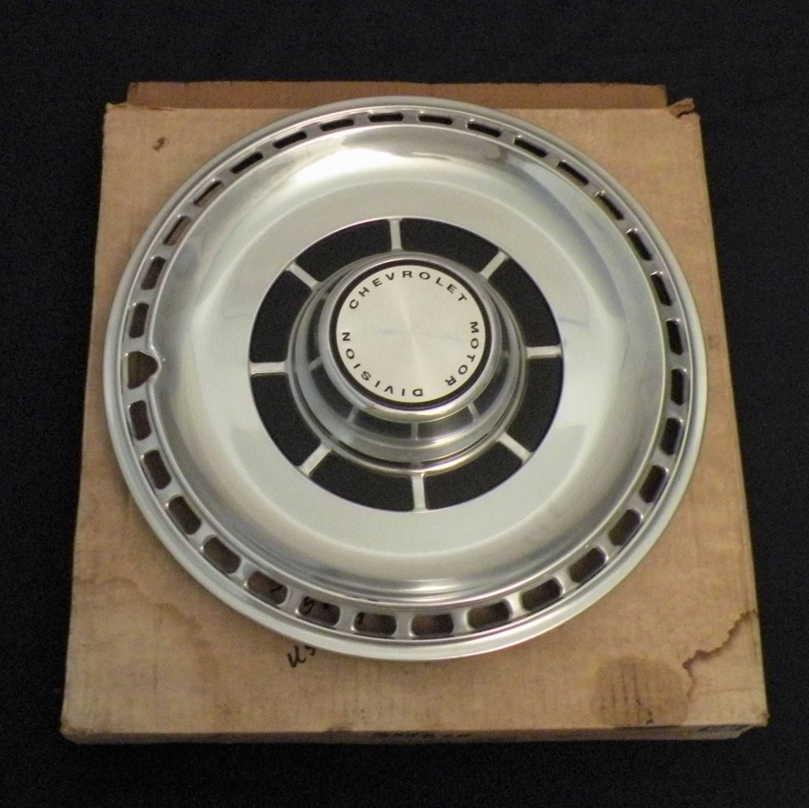 NOS 75-84 Chevy Pickup, G1,2 Van 15" Wheel Trim Cover GM 355825 | eBay