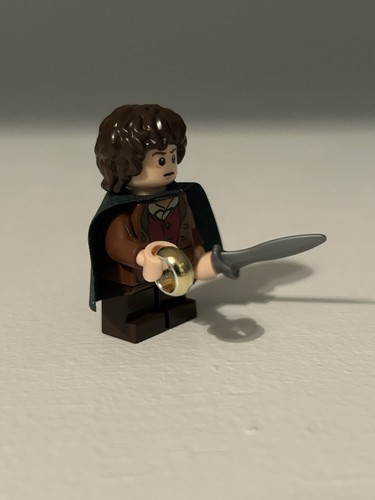 LEGO The Lord Of The Rings: Frodo Baggins (lor028) Minifigure w/ Ring ...