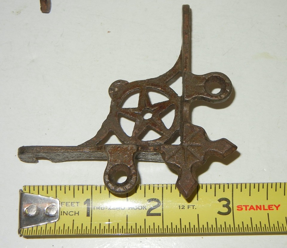 4 ANTIQUE VICTORIAN CAST IRON SCREEN DOOR CORNER BRACKETS STAR DESIGN ...