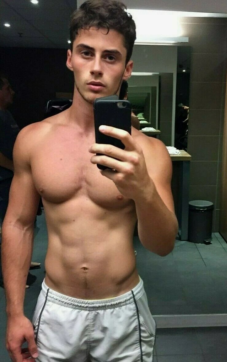 Fit Men Selfies