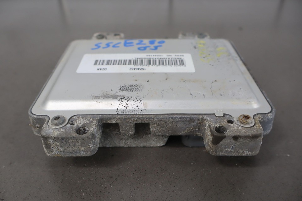 04 05 Chevy GMC LLY Duramax Engine Computer ECU ECM 15246462 Video ...