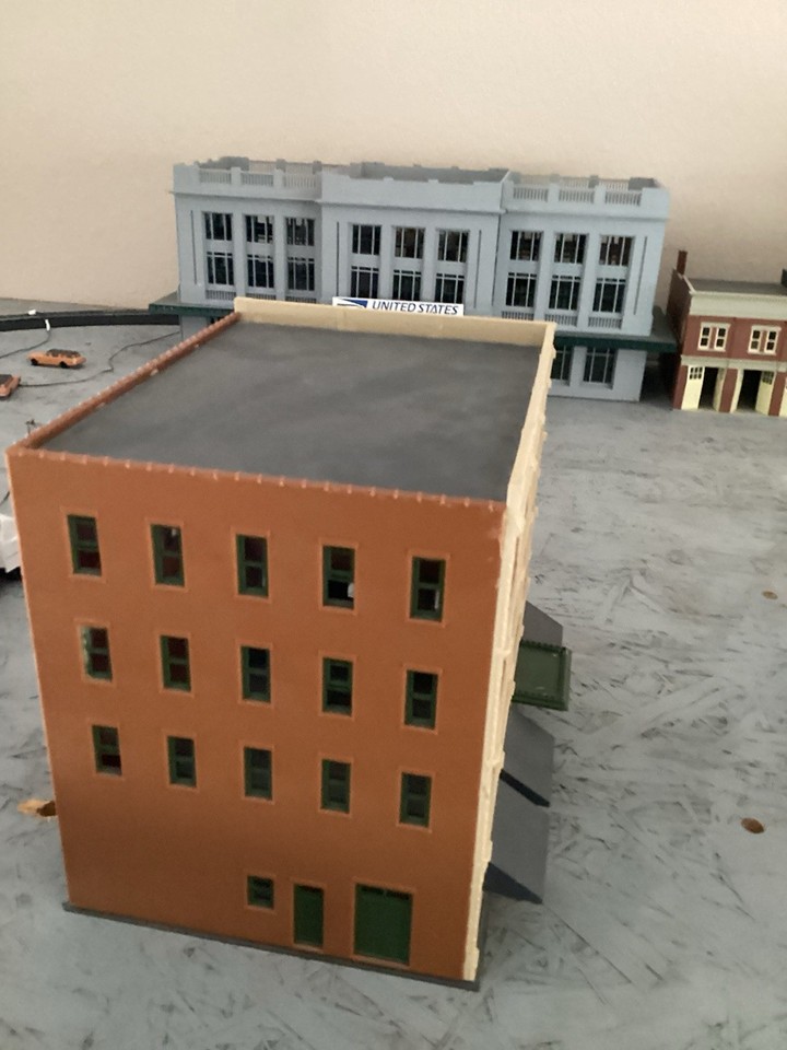 HO Bachmann Spectrum City Scenes Department Store Building Built Up | eBay