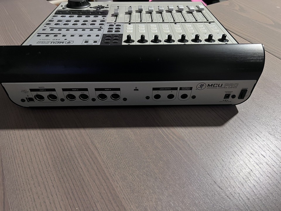 Mackie MCU Pro Expandable USB/MIDI Control Surface - Silver ...