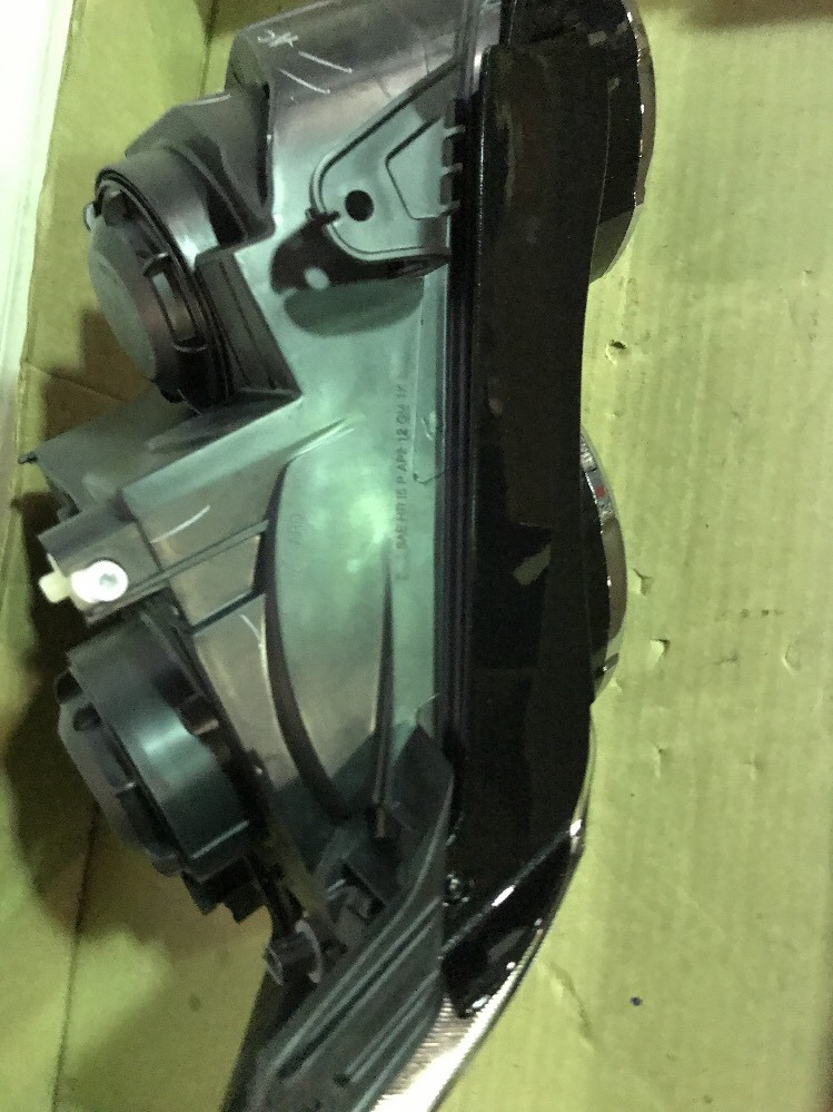 42390434 New OEM GM 2012-16 Chev Sonic Right Headlamp (without dust ...