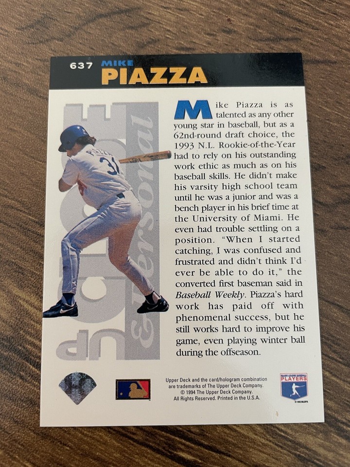 1994 Collector's Choice - Up Close & Personal Silver Signature #637 ...