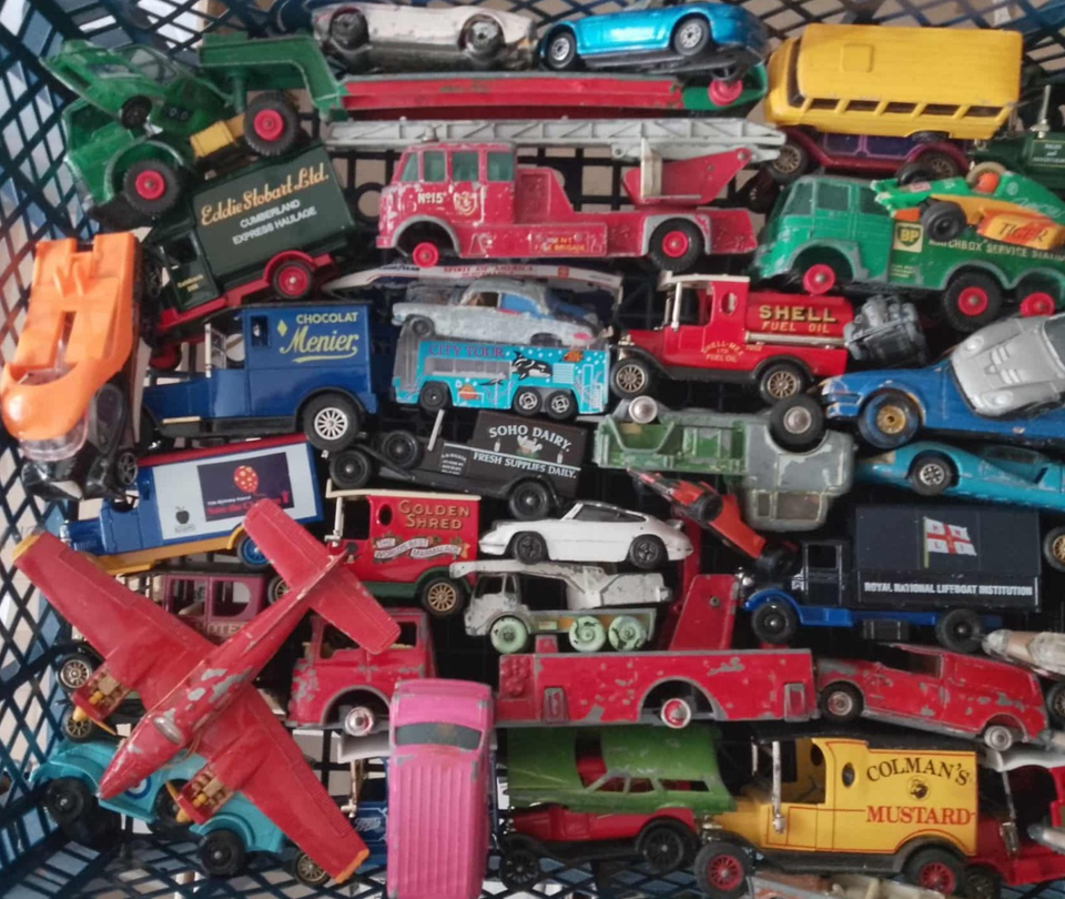 ORIGINAL VINTAGE DIECAST TOY JOB LOT MATCHBOX CORGI JUNIORS etc CARS ...