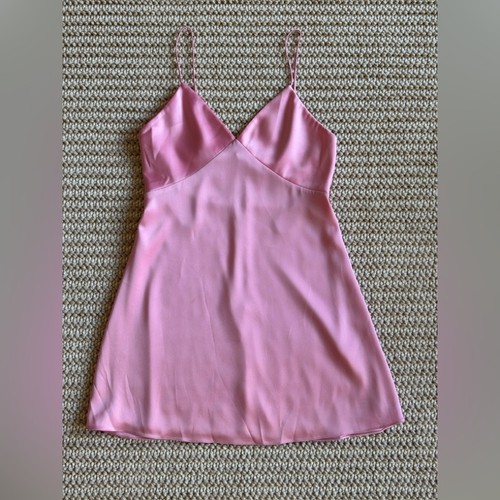 Alice & Olivia - Melinda Seamed Slip Short Dress in Electric Pink Size ...