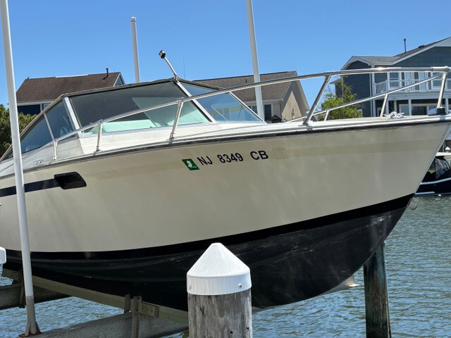 1977 Formula Thunderbird 23' Cuddy Cabin - I/O Chevy Runs - New Jersey ...