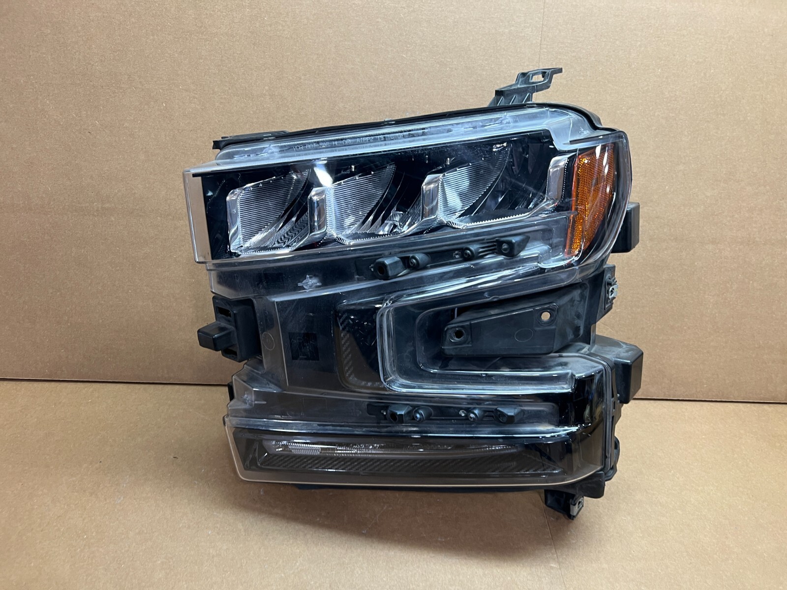OEM 2019 2020 2021 CHEVROLET SILVERADO 1500 LED HEADLIGHT LEFT LH ...