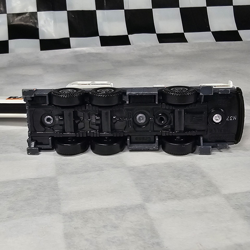 Matchbox Real Working Rigs MBX Mobile Crane - RANEC Construction Loose ...