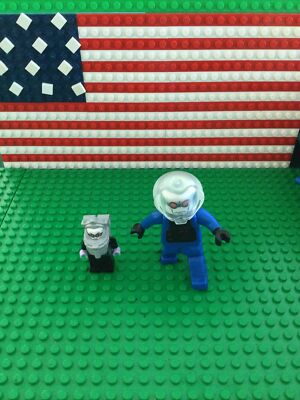 Mr. Freeze Black Minifigure Lego Sh355 Batman 10737 Lot 2.75 Inch ...