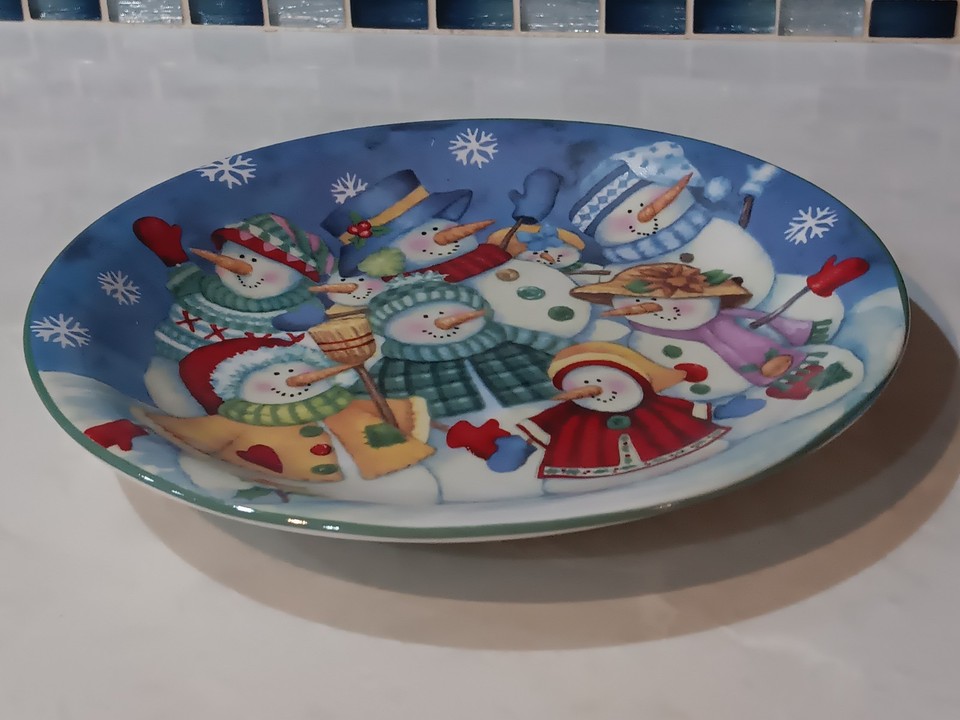 Vintage Studio 33 Christmas Winter Snowman Family 8” Plate | eBay