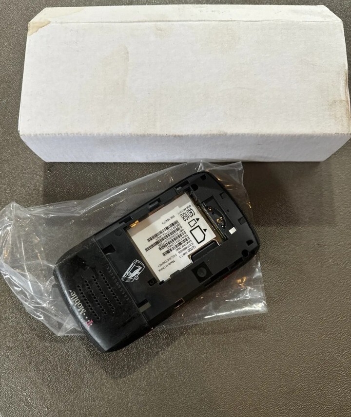 Motorola T-Mobile Sidekick Slide (Q700) 12MB - Red QWERTY Cell Phone ...