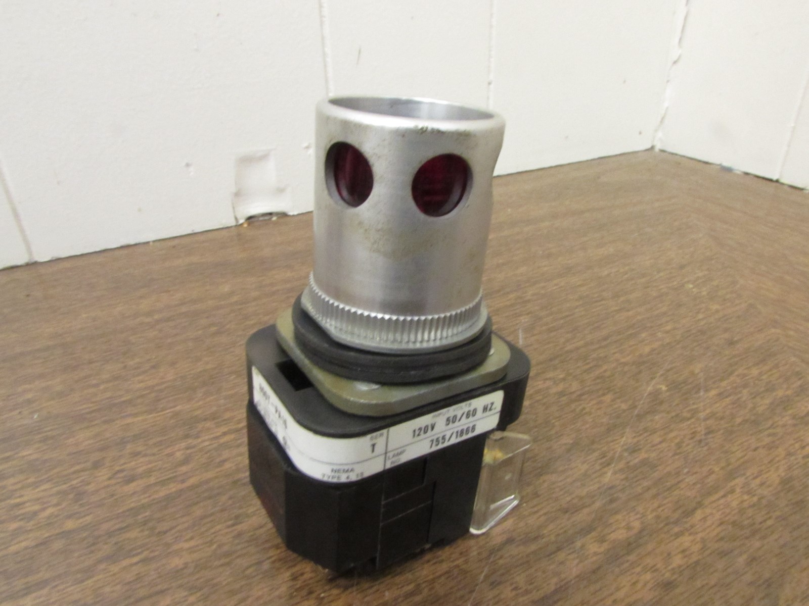 Allen Bradley 800T-PA16 Ser T Red Illumiated Momentary (ST1225) | eBay