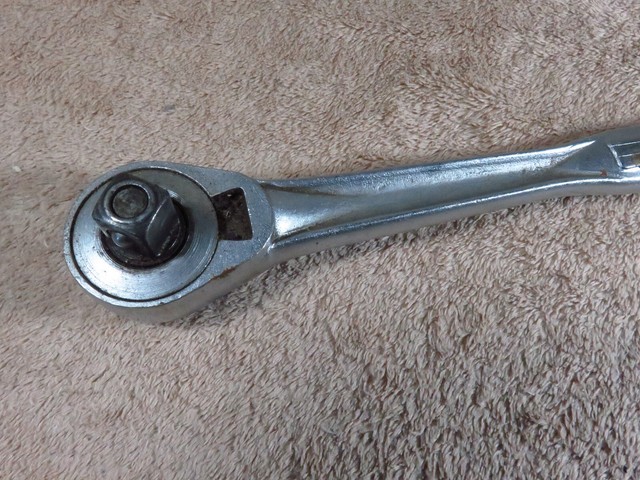 Vintage Craftsman V6 44811 3/8" & V 3208318 1/2" Drive Quick Release ...