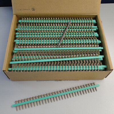 Muro M1040 7 x 32 Needle Point Villaboard Screw Strip - Zinc Yellow ...