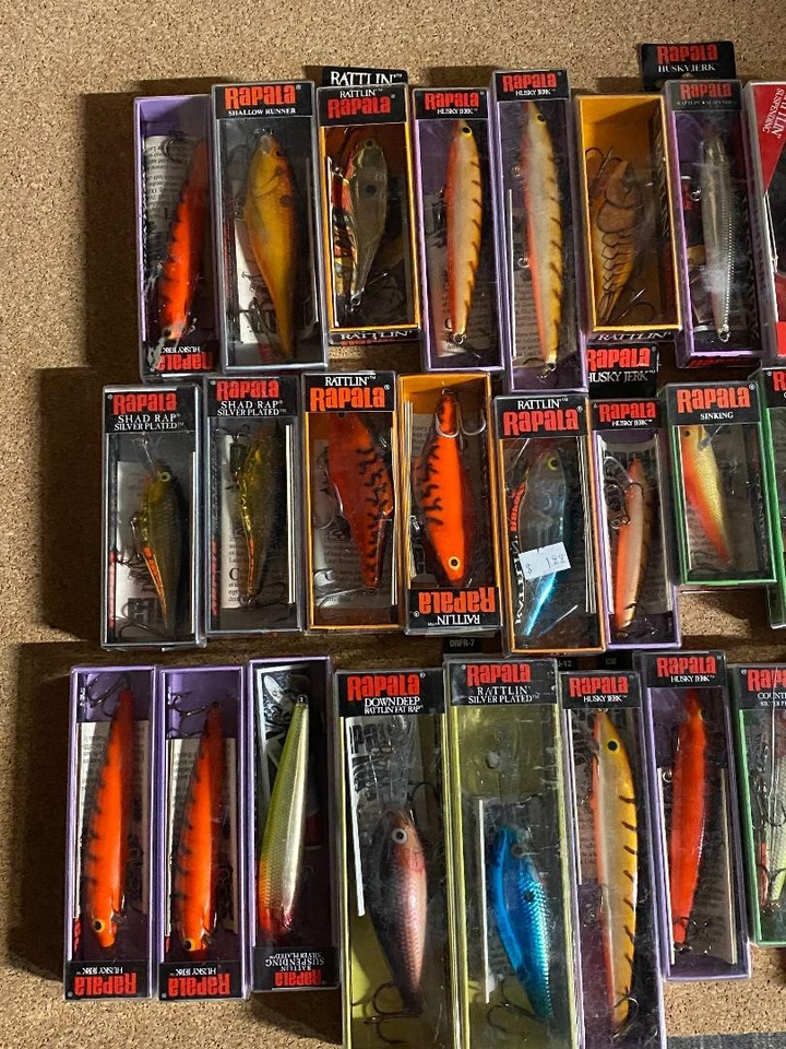 Lot of (40) NIB Vintage Rapala Rattlin/Husky Jerk/ Shad Rap & More ...