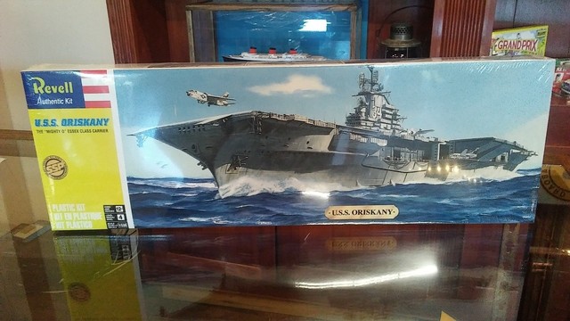 Revell 318 USS Oriskany Plastic Model Kit 1 530 for sale online | eBay