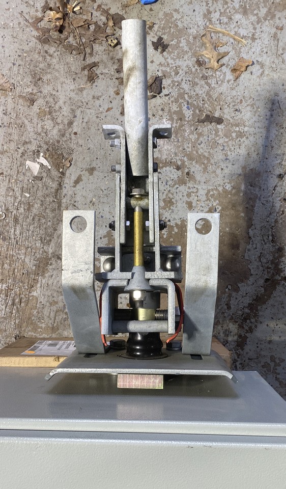 Cleveland Price V2-c Disconnecting Switch 1200 Amp Tpc2 Motor Op ...