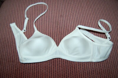 Triumph "Soft Sensation" Soft Padded Bra Non Wired White UK 32AA EUR ...