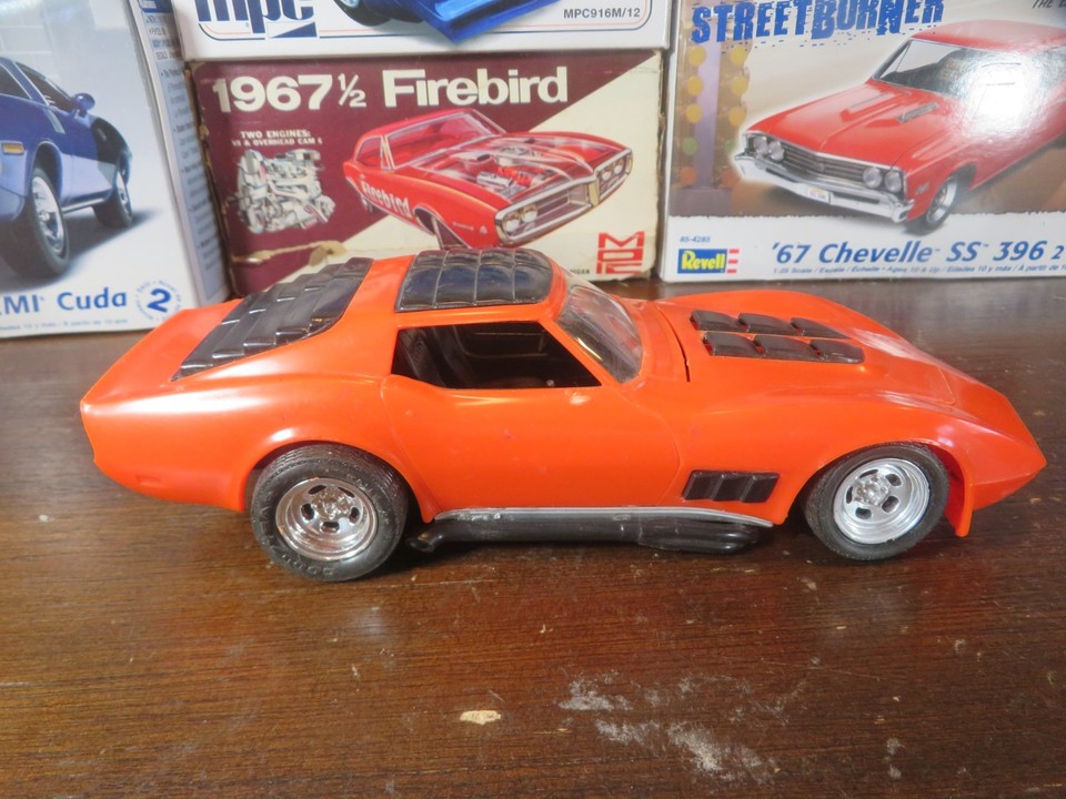 Monogram Chevy California Street Vette Built 1/24 | eBay