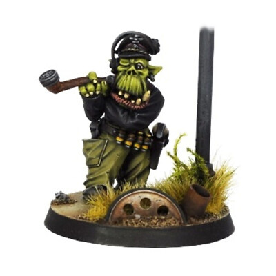 Kromlech Miniatures: Ork Tank Commander | eBay