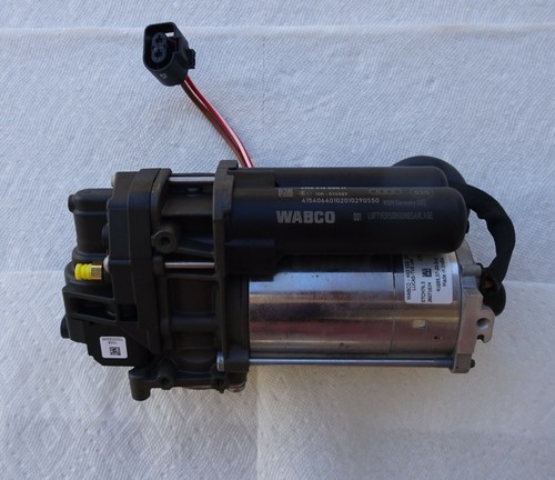 PORSCHE CAYENNE 2018 TURBO S AIR COMPRESSOR HEIGHT CONTROL PAB616007 ...