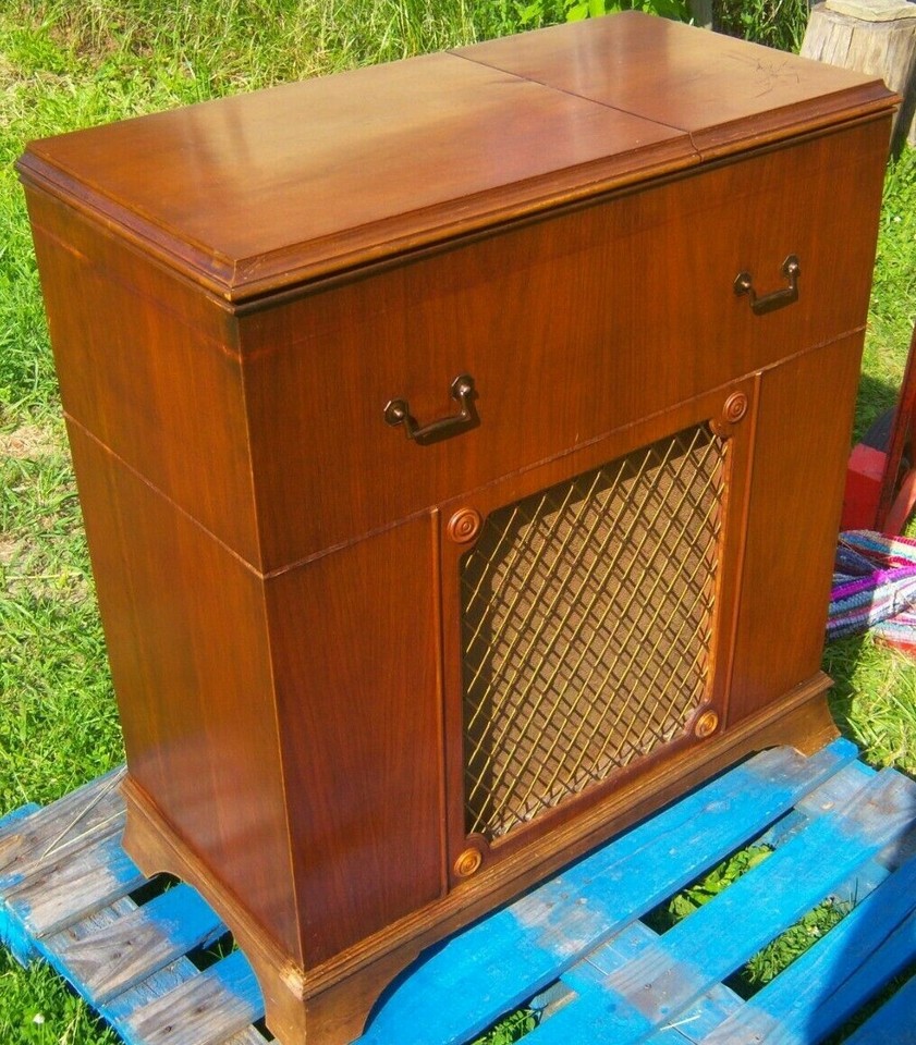 Majestic Mighty Monarch AM SW Tube Radio Model 8S473 4810 Beautiful ...