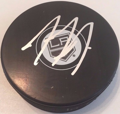 TYLER TOFFOLI SIGNED LOS ANGELES KINGS PUCK W/CASE COA | eBay