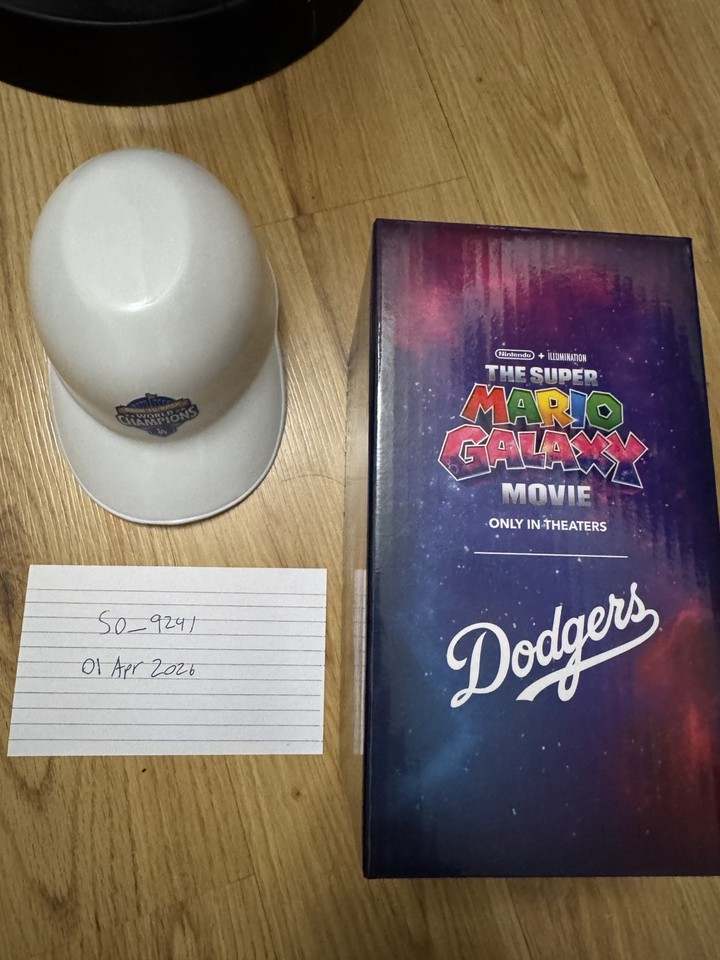 2026 YOSHI Bobblehead SUPER MARIO NINTENDO #18 Dodgers SGA 3/31/26 | eBay