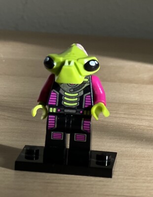 LEGO Minifigures Alien Pilot Alien Conquest | eBay