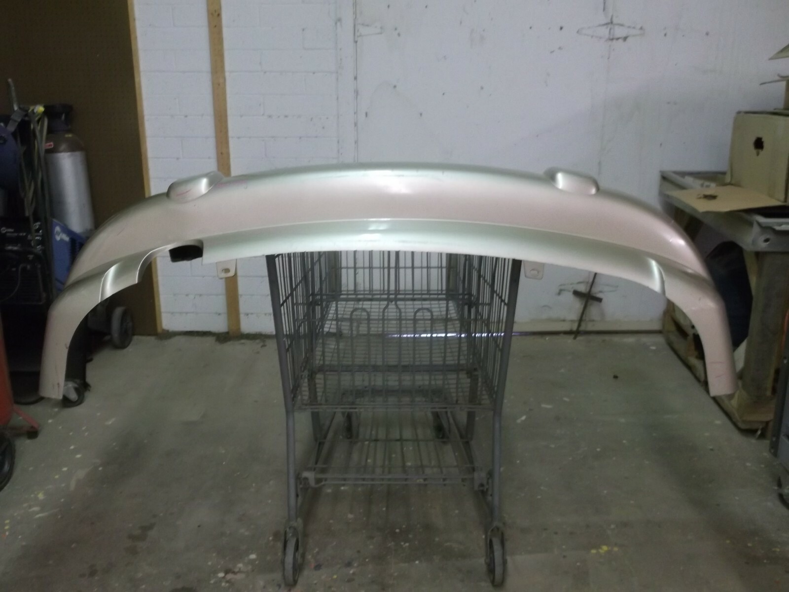 2006-2011 Chevrolet HHR Rear Bumper OEM [1UPD] | eBay