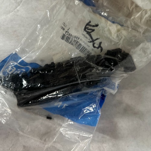 2012 - 2019 2020 Chevrolet Sonic Bumper Retainer Front Left 42497964 ...