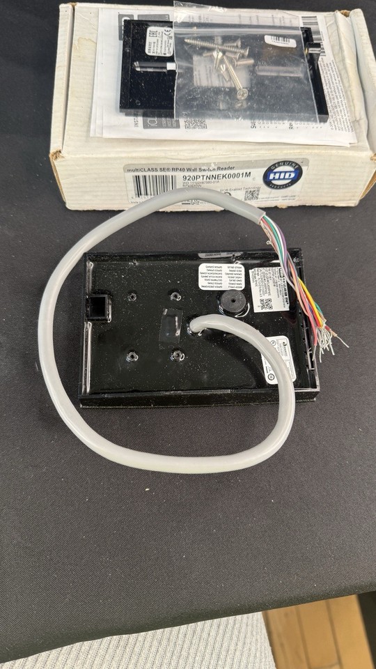 920PTNNEK0001M HID multiCLASS Reader SE RP40 Wall Switch Mount New Assa ...