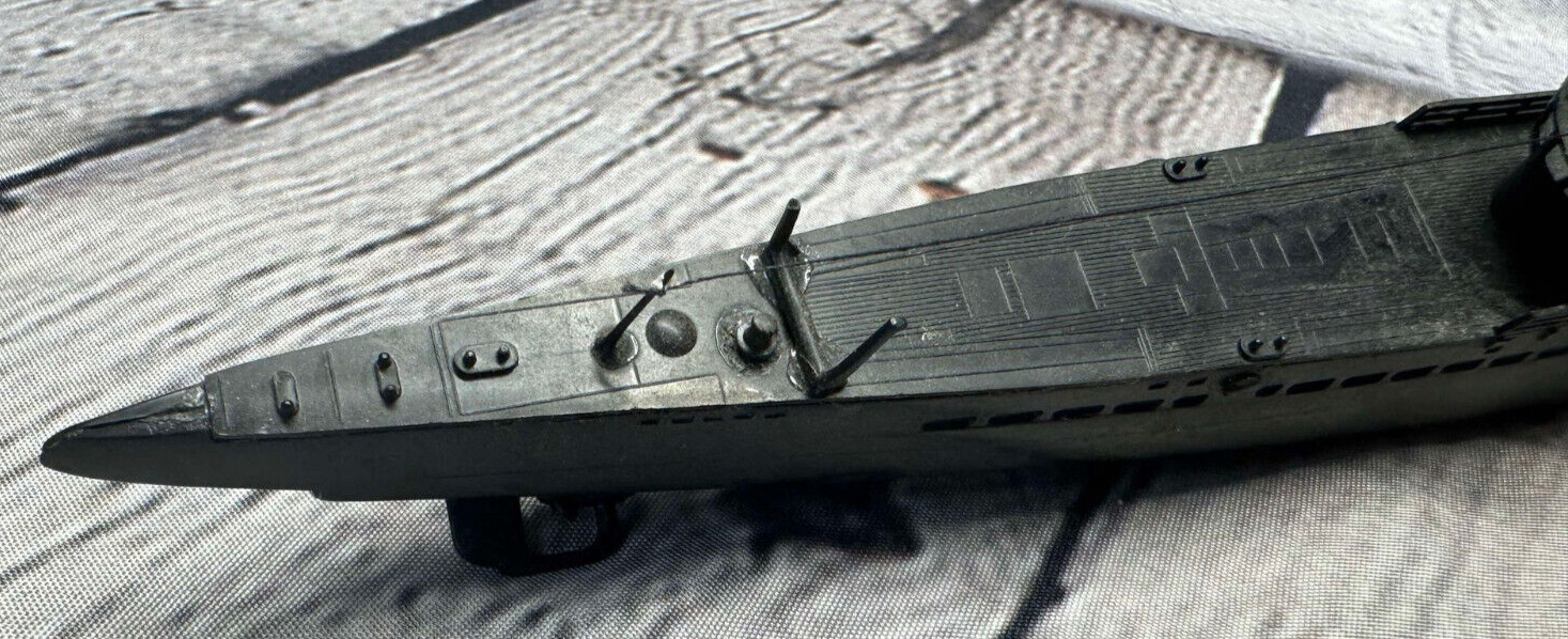 Aurora FF German Wolfpack U-Boat 716 MODEL PLASTIC 1961 1/600 SCALE | eBay