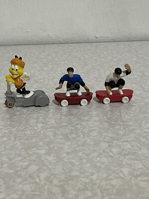 Skateboarding Mini Figures (2) + Scooter Honey Nut Cheerios Bee | eBay
