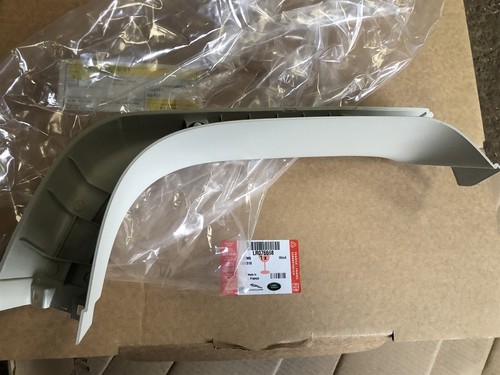 LAND ROVER DISCOVERY SPORT TAIL GATE HINGE COVER UPPER RH IVORY GENUINE ...