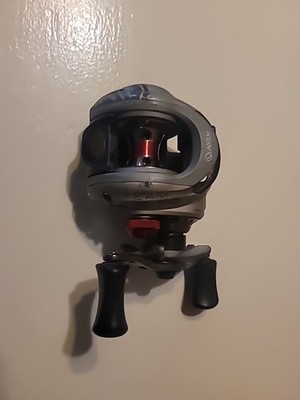 quantum kvd baitcast reel, burner 7 gear ratio, flip switch, right ...