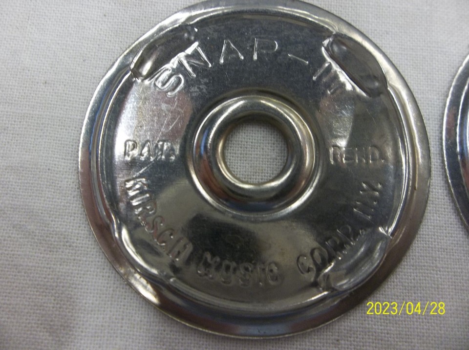 5 -Vintage Snap -it 45-RPM to standard vinyl record Adapter Kirsch ...