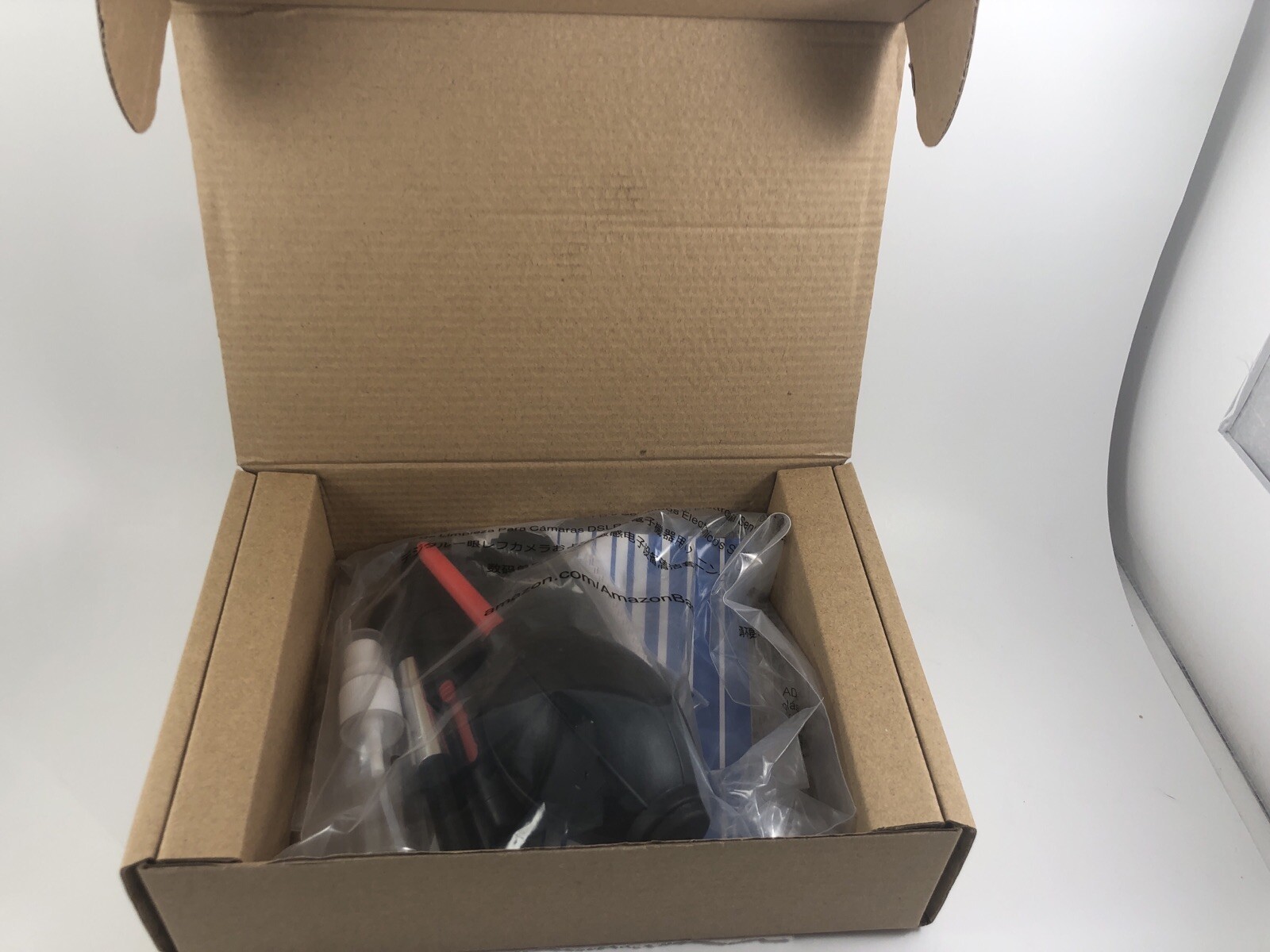 Basics Cleaning Kit for DSLR Cameras, Tesla Sensitive Electronics New ...