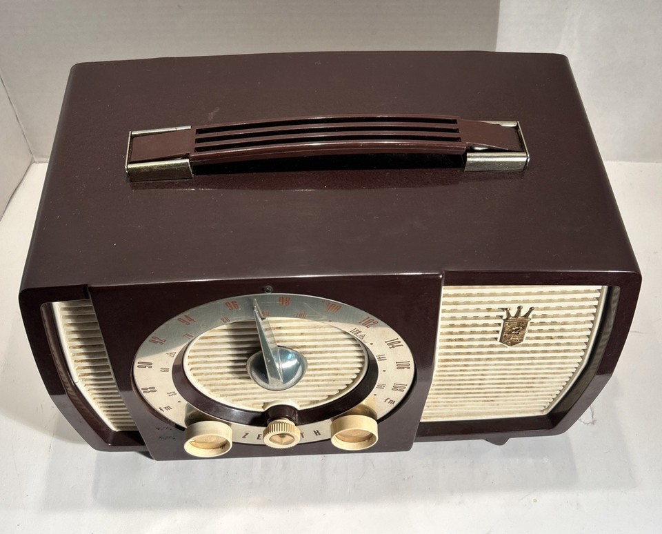 Zenith Bakelite Tabletop Radio | eBay