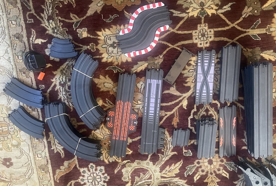 TOMY AFX Super Giant Raceway 60 Running Feet of Track Set with Cars ...