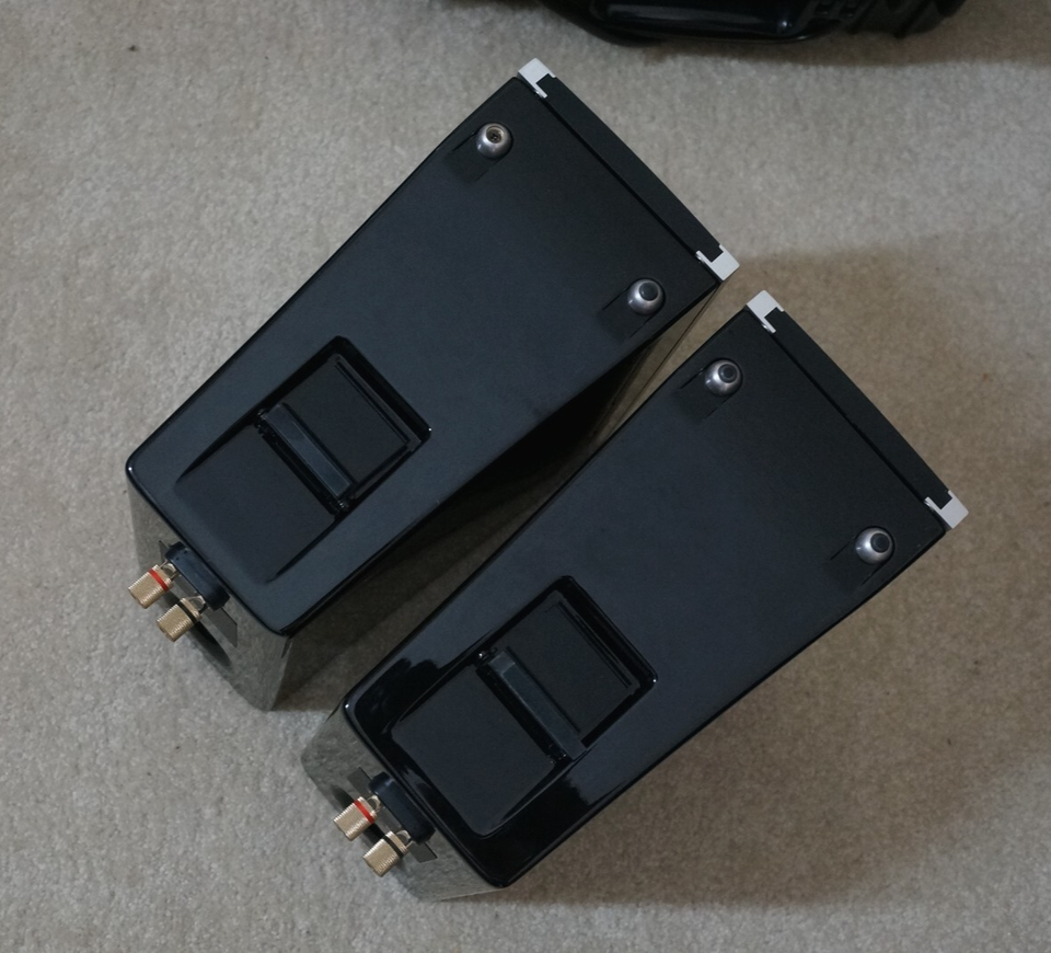 2 - McIntosh MXA70 2 WAY MINI BOOKSHELF SPEAKERS / PAIR | eBay