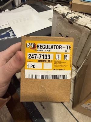 Caterpillar 247-7133 Water Temperature Regulator/Thermostat CAT New In ...