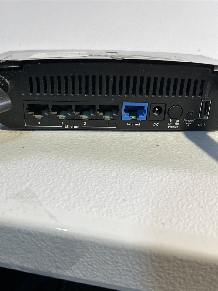 NETGEAR WiFi Router (R6120) - AC1200 Dual Band Wireless Speed (up to ...