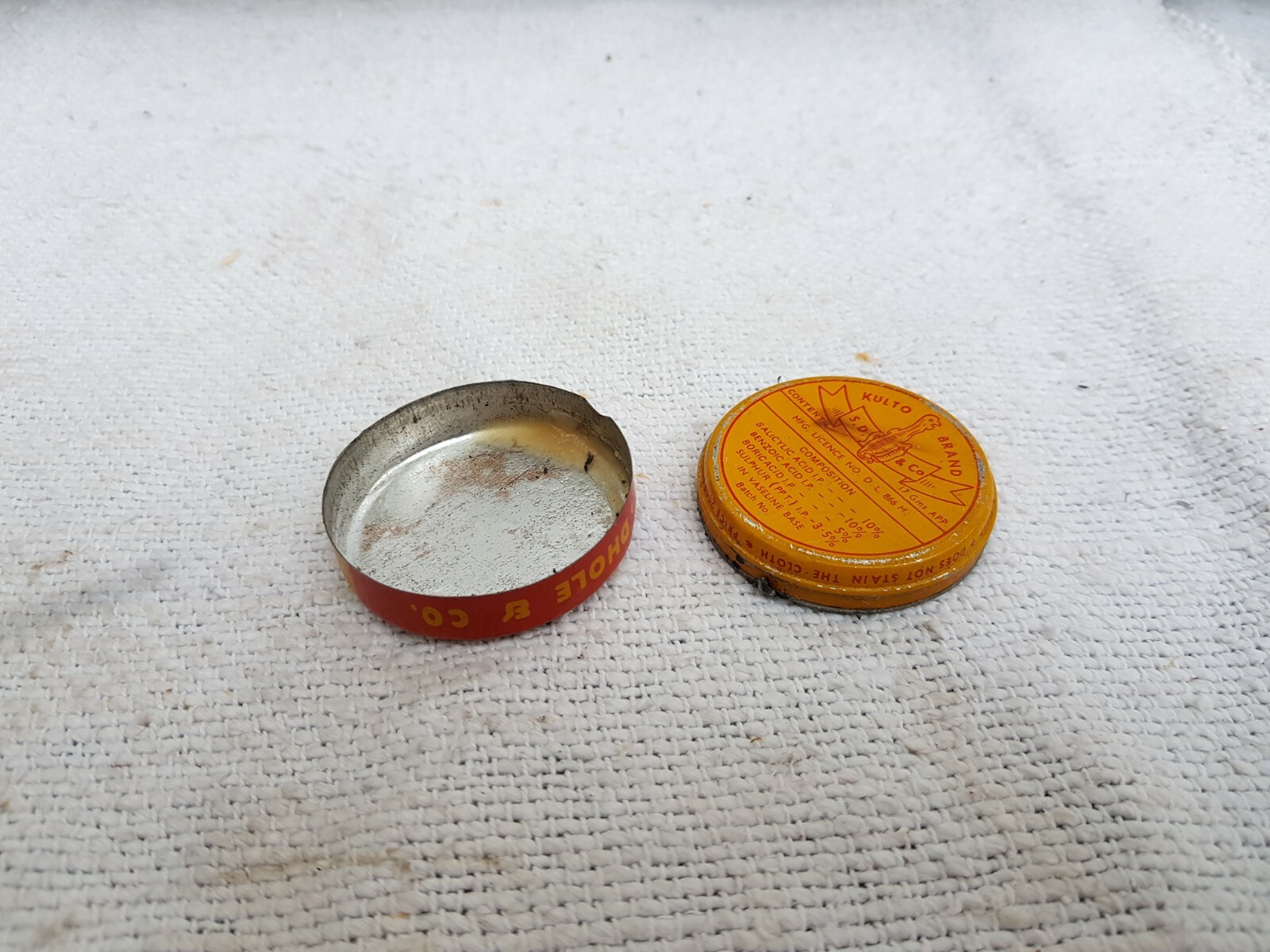 1960s Vintage S Dhole Co Kulto Brand Salical Ringworm Ointment Round ...